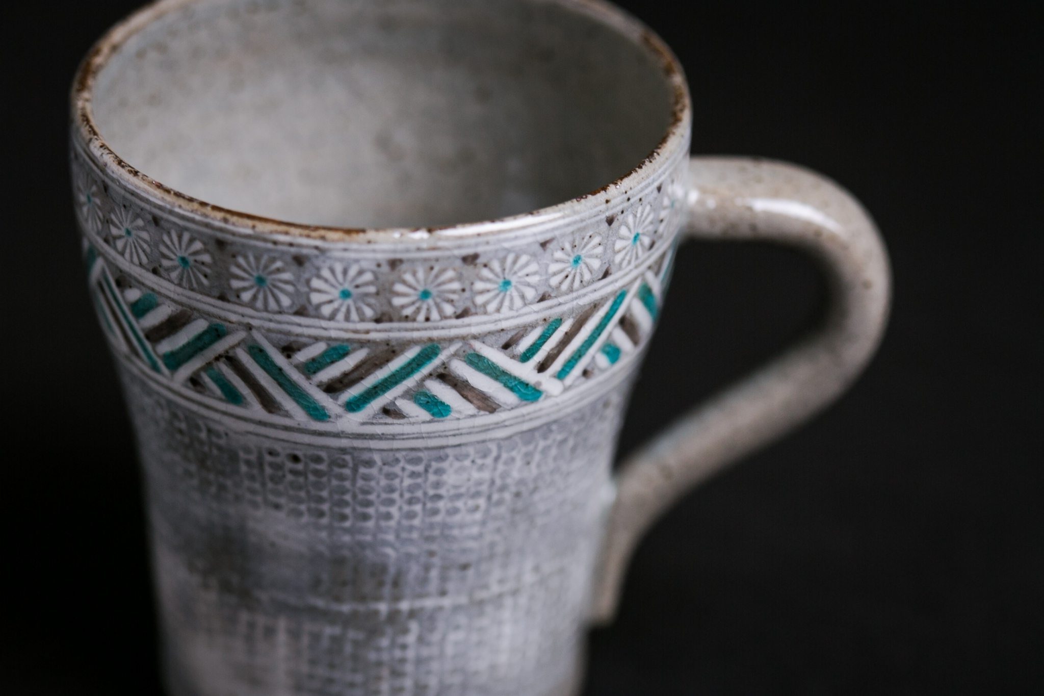 Tea Mug | Green Mishima Pattern – Atelier Japan